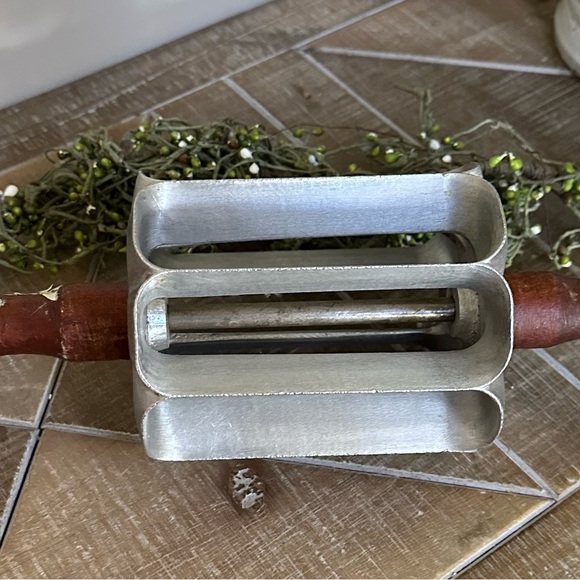 Houpt Cutterd | Kitchen | Vintage Houpt Cutters Long John Donut Cutter ...
